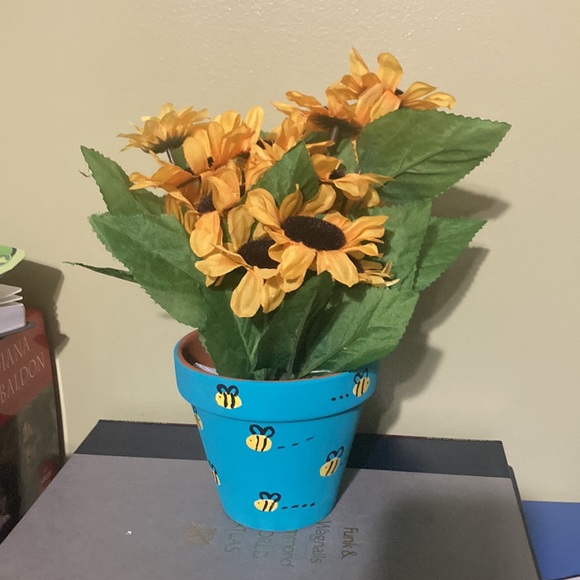 Hand Crafted | Art | Bee Hand Painted Terracotta Pot | Poshmark